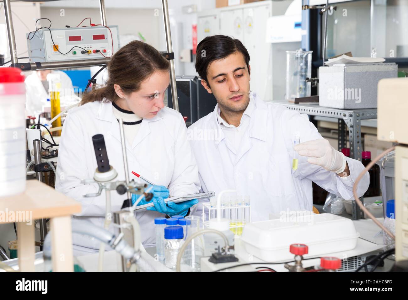 Scientific observation noting hi-res stock photography and images - Alamy