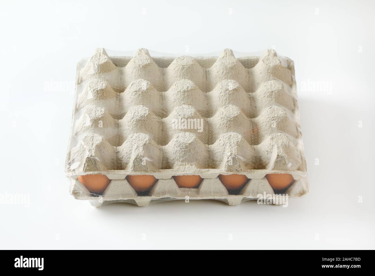 Whole fresh chicken eggs in hi-res stock photography and images - Alamy