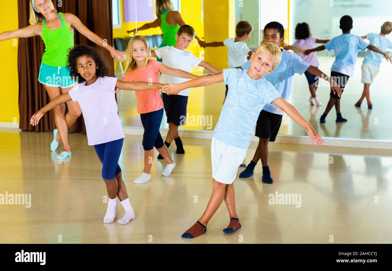 Children jive dance class hi-res stock photography and images - Alamy