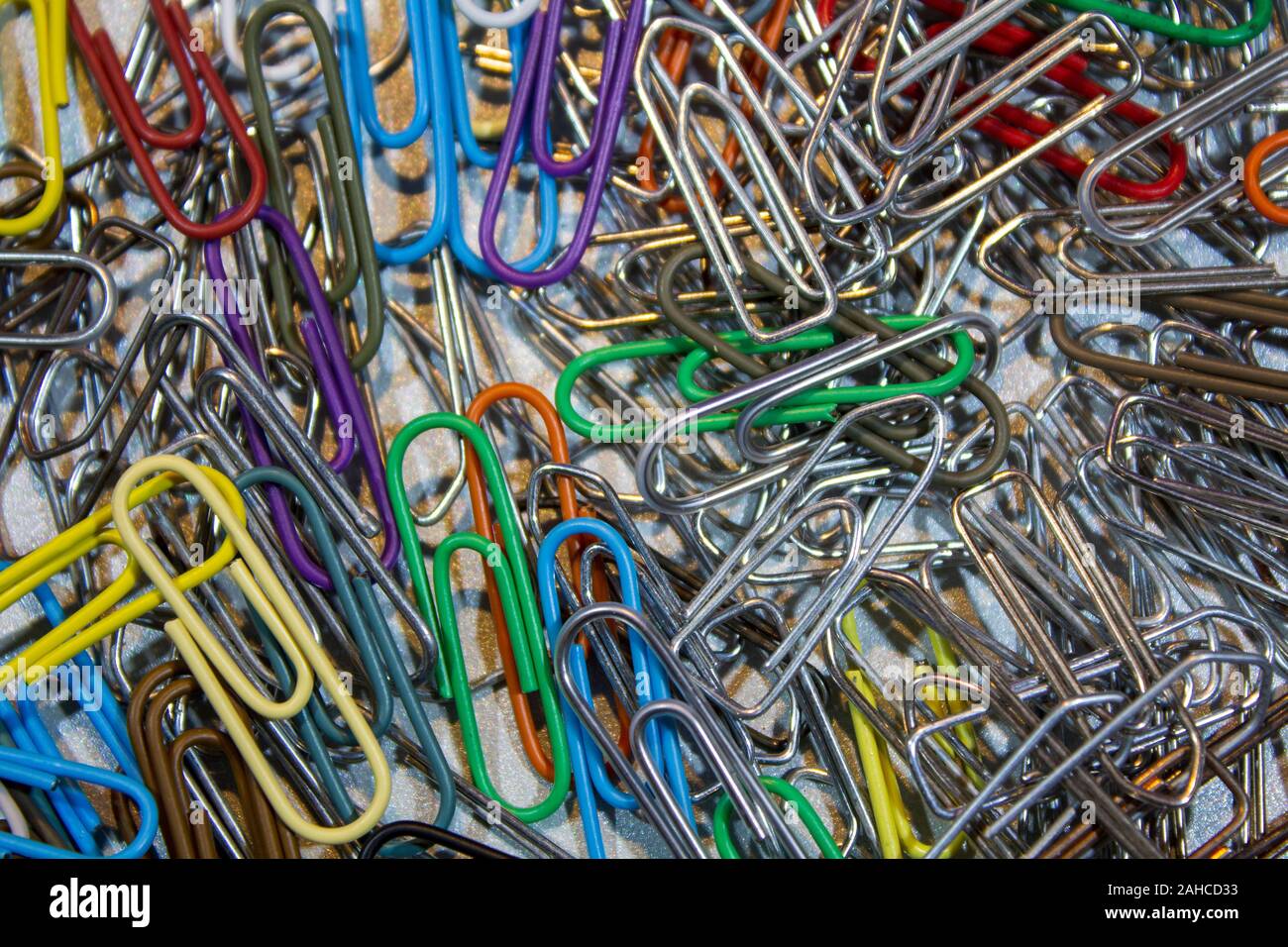 Safety pin attach hi-res stock photography and images - Alamy
