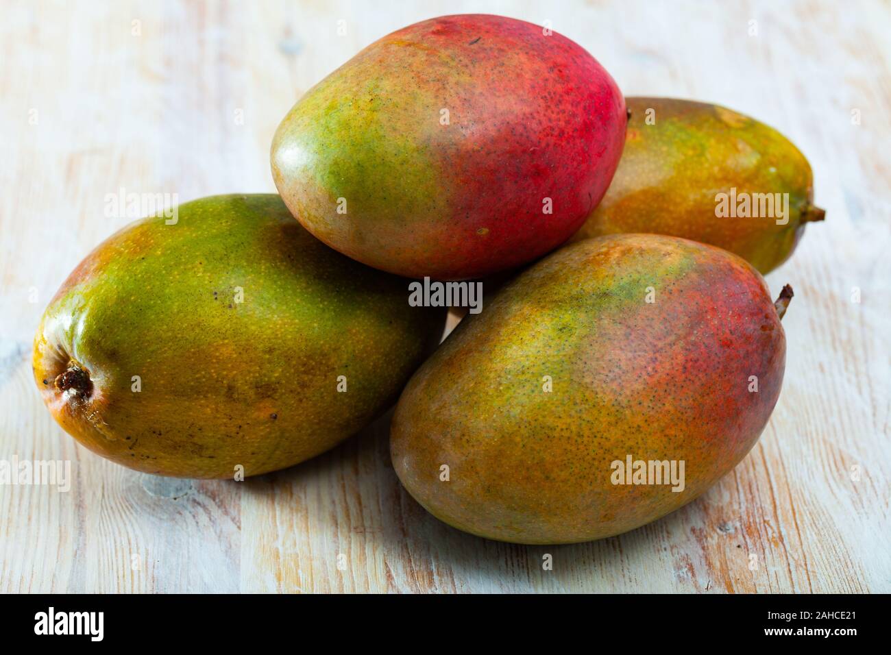 Unpeeled mango hi-res stock photography and images - Alamy