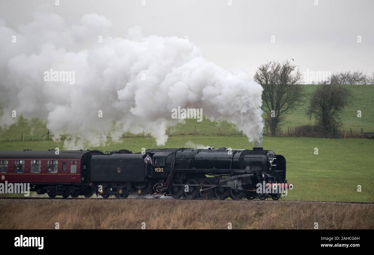 Steam locomotive 92212, British Railways Standard Class 9F, makes it's ...