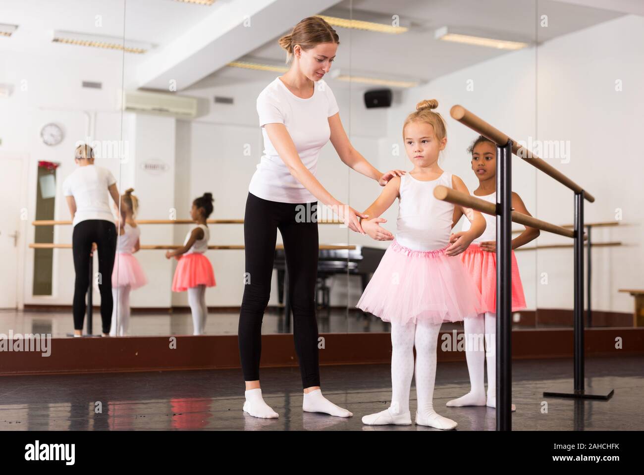 Plie ballet african hi-res stock photography and images - Alamy