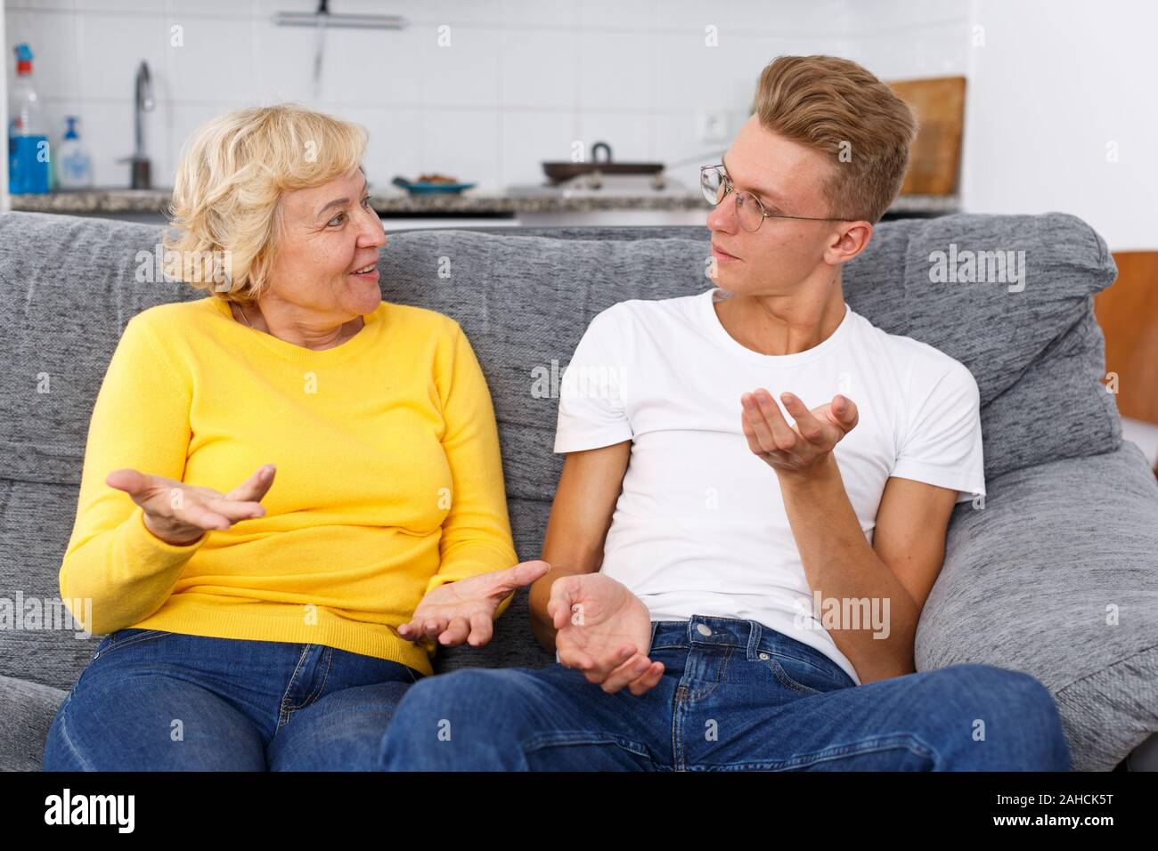 Mother having discussion with son hi-res stock photography and images - Alamy