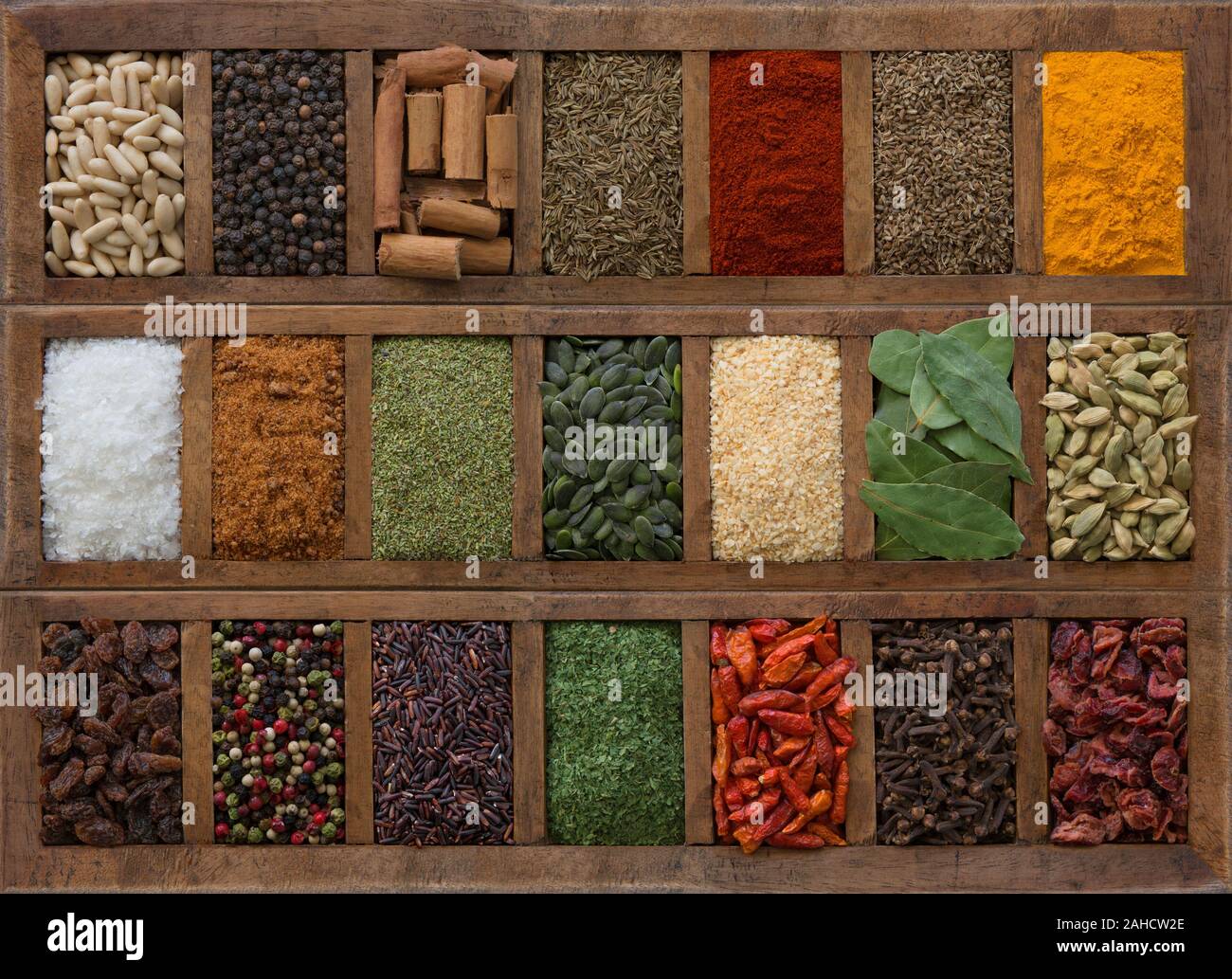 Background with box of spices Stock Photo - Alamy