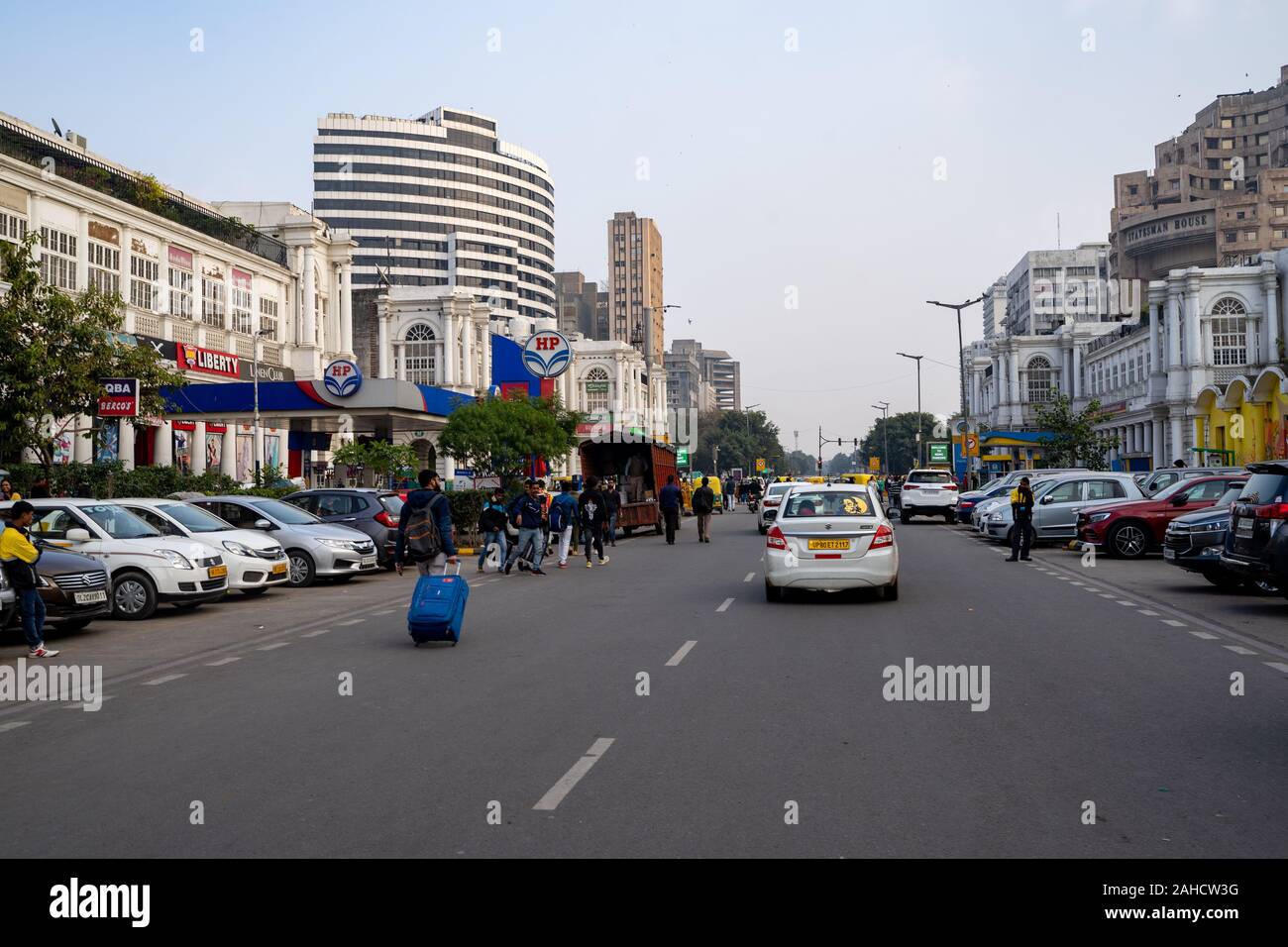 Connaught place delhi column hi-res stock photography and images - Alamy