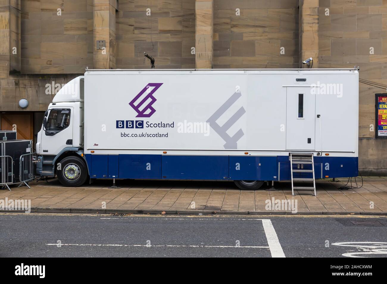 Bbc Outside Broadcast Stock Photos & Bbc Outside Broadcast Stock Images ...