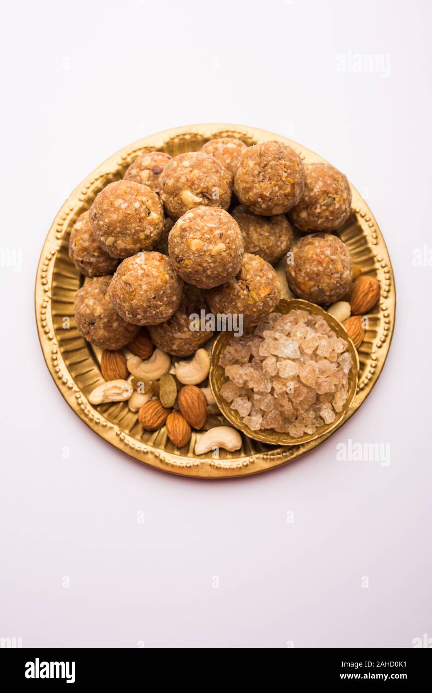 sweet Dink laddu also known as Dinkache ladoo or gond ke laddoo made ...