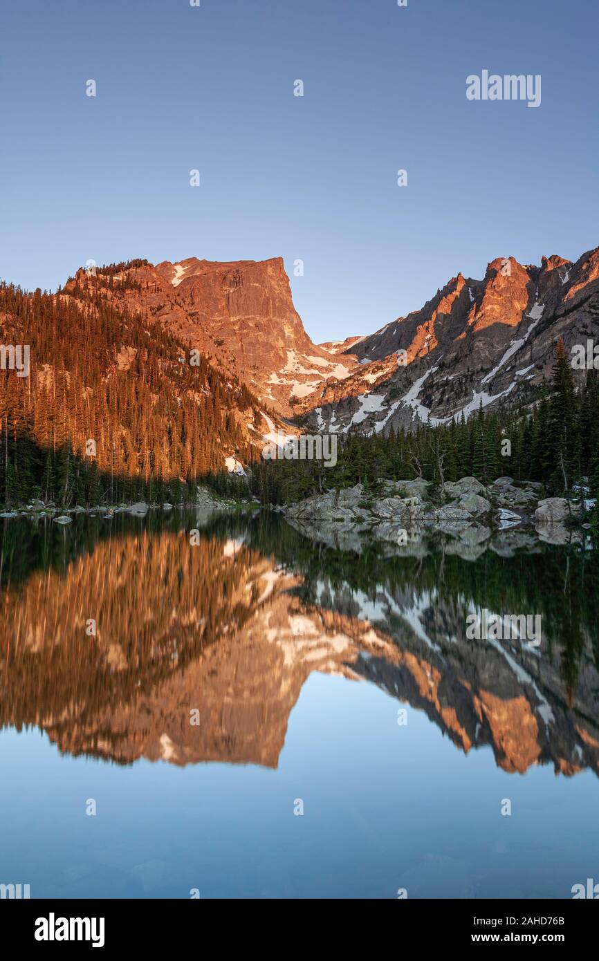 Hallett peak hi-res stock photography and images - Alamy