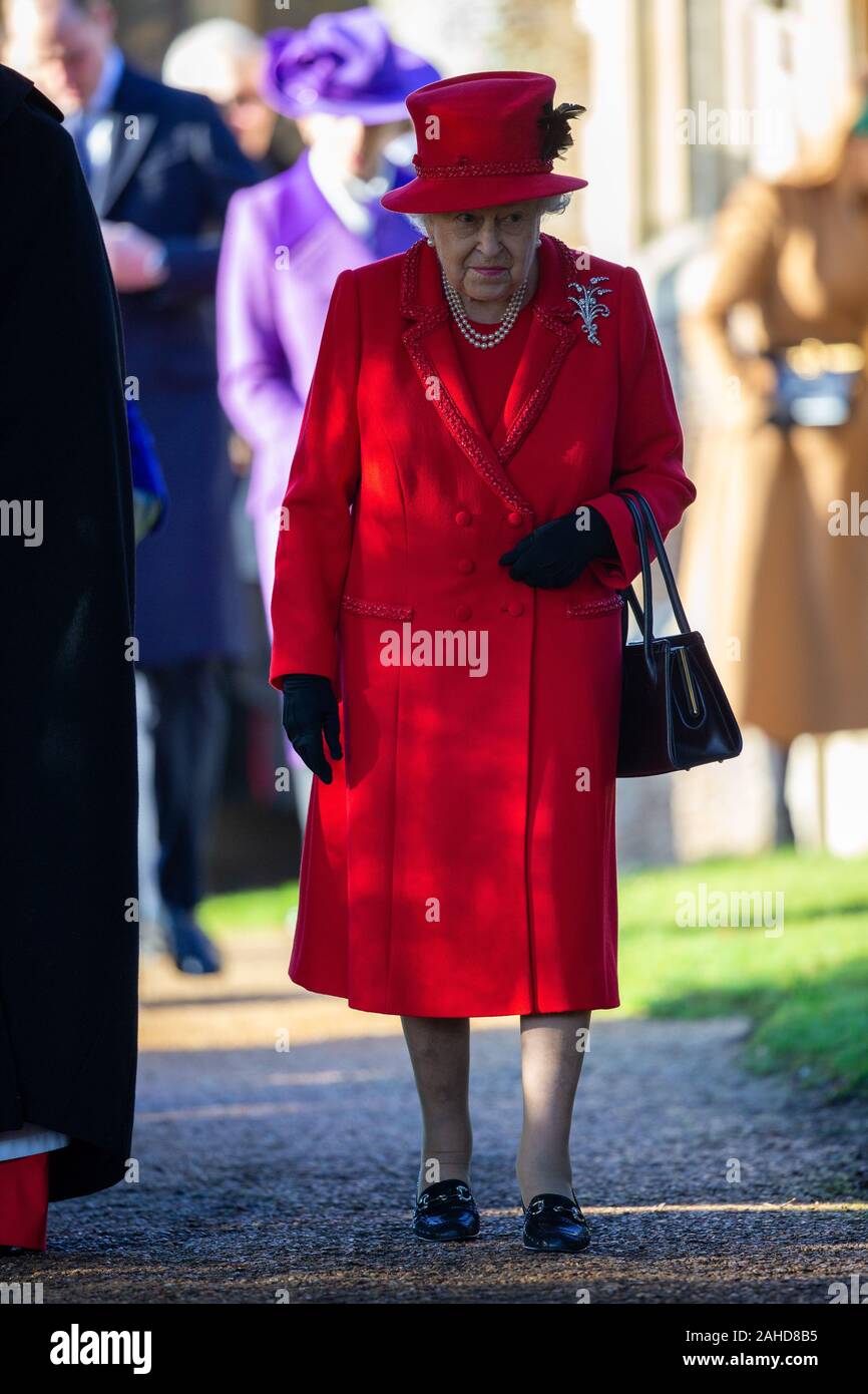 Queen elizabeth profile picture hi-res stock photography and images - Alamy