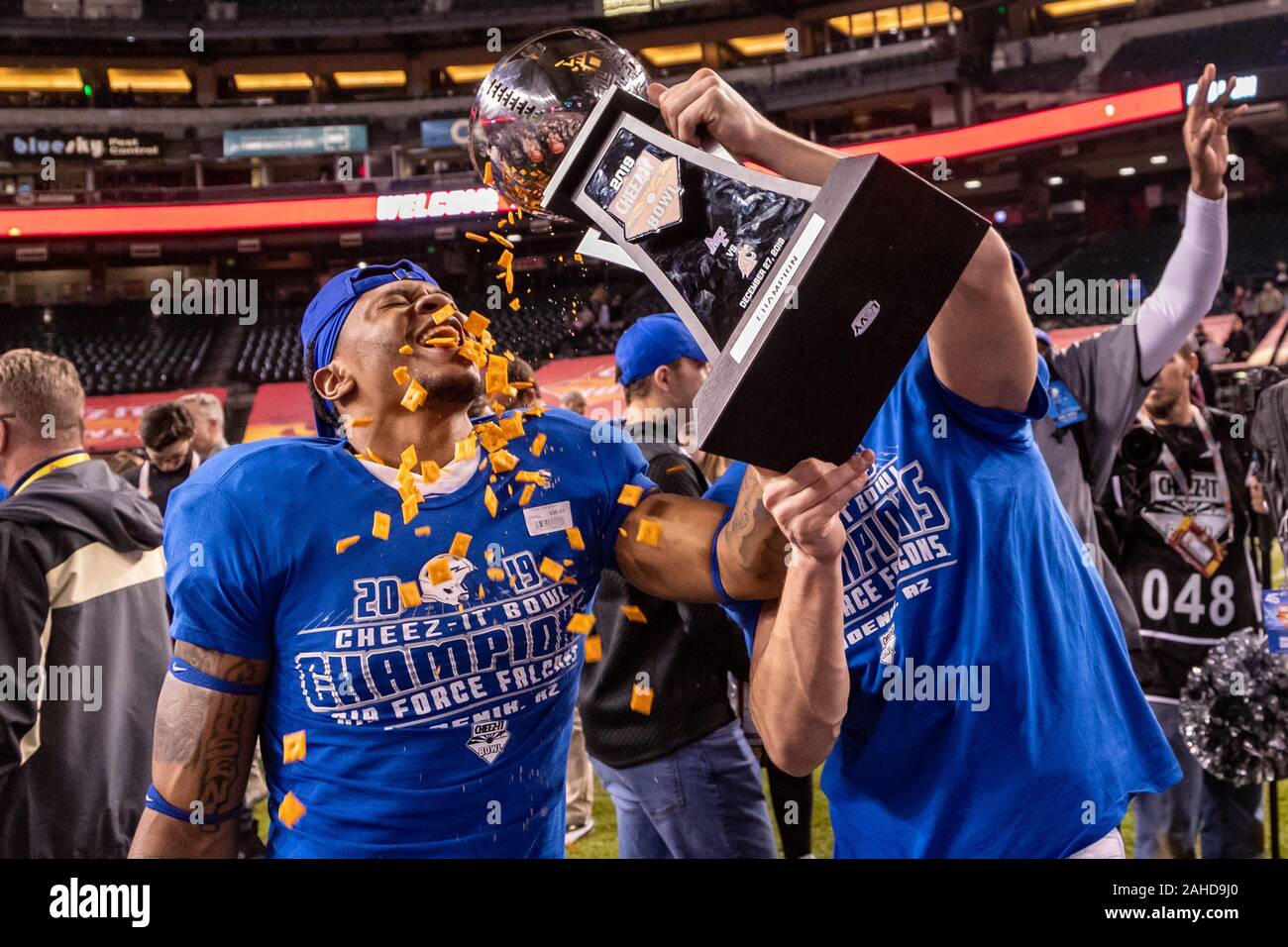 Phoenix, Arizona, USA. 28th Dec, 2019. Air Force Falcons players ...