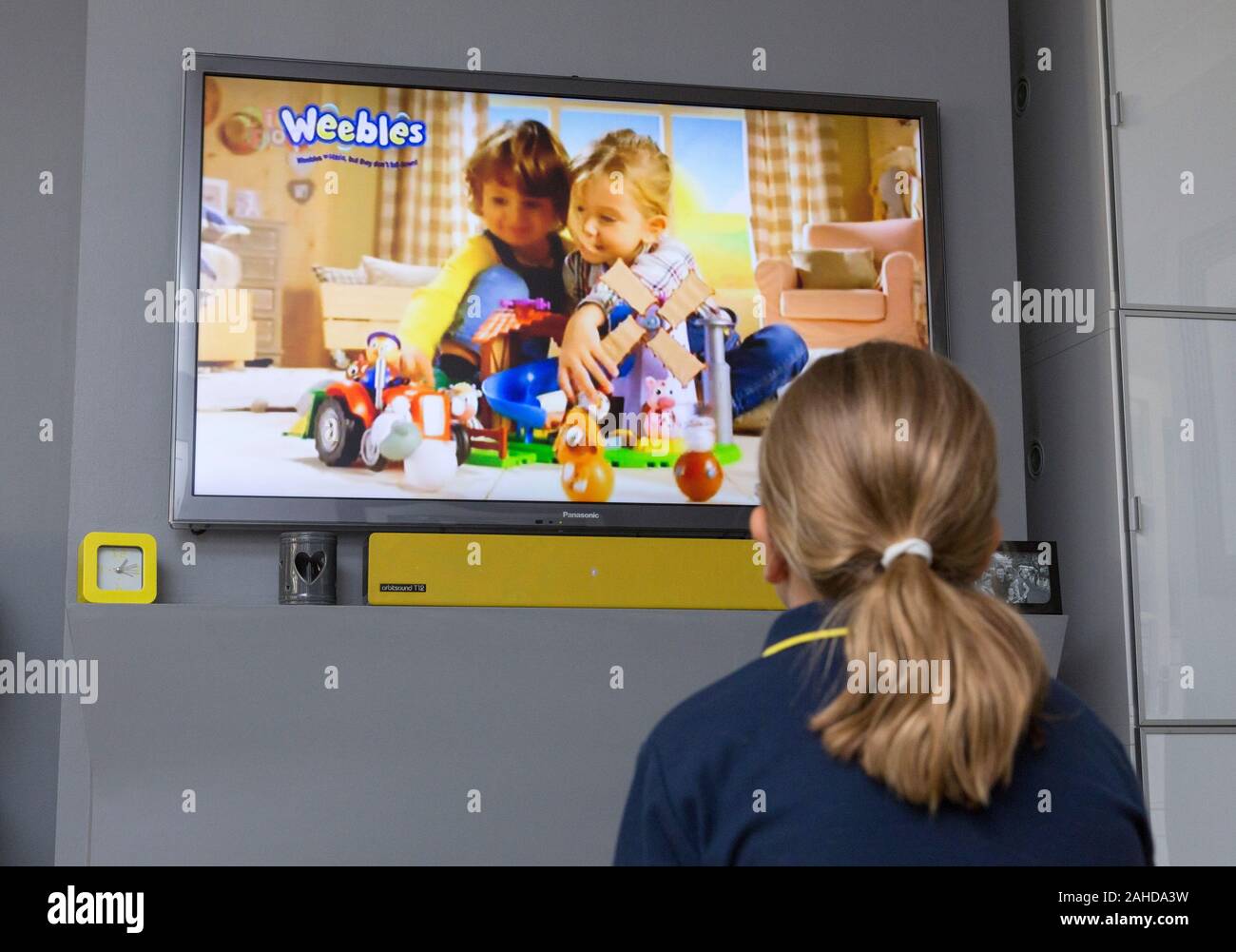 Advert adverts advertisement advertisements hi-res stock photography ...