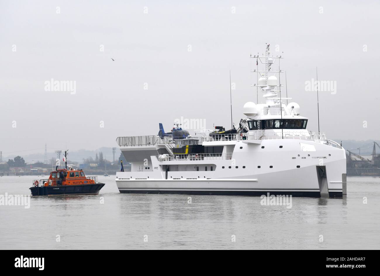 Game Changer is a 70m expedition superyacht designed for an adventurous ...