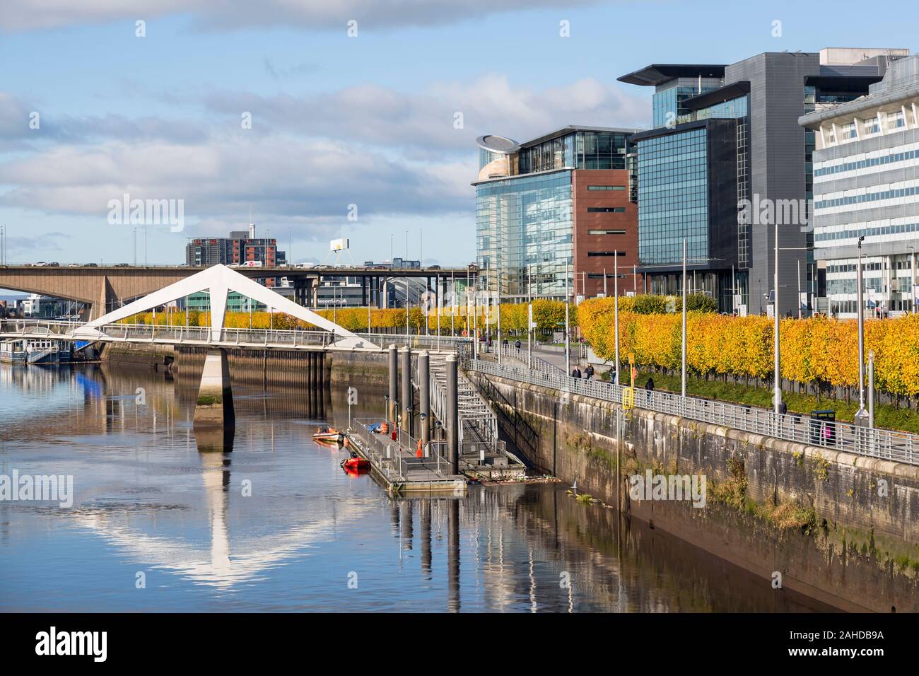 Glasgow waterfront broomielaw hi-res stock photography and images - Alamy