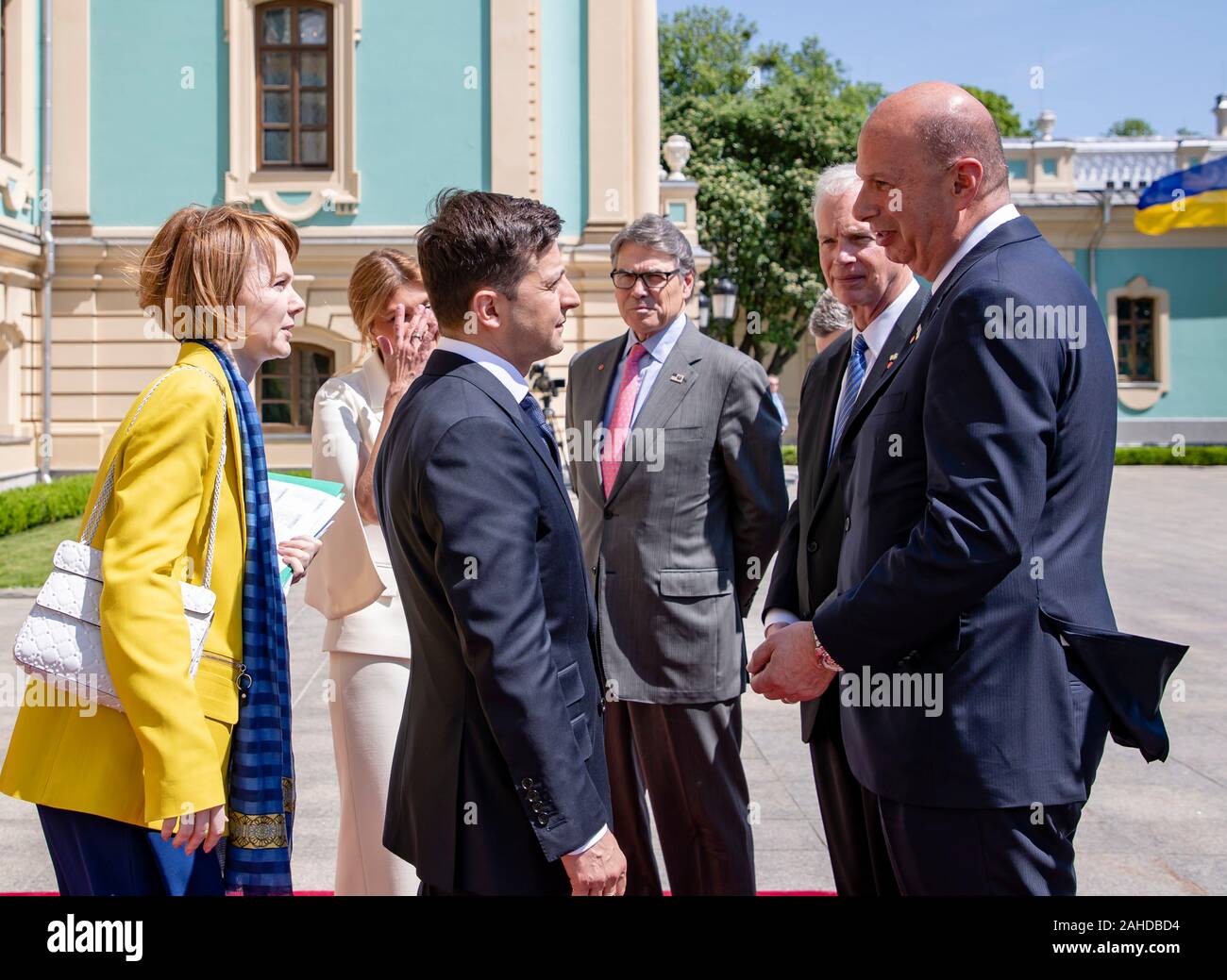 Ukrainian President Volodymyr Zelensky, center, shakes hands with U.S ...