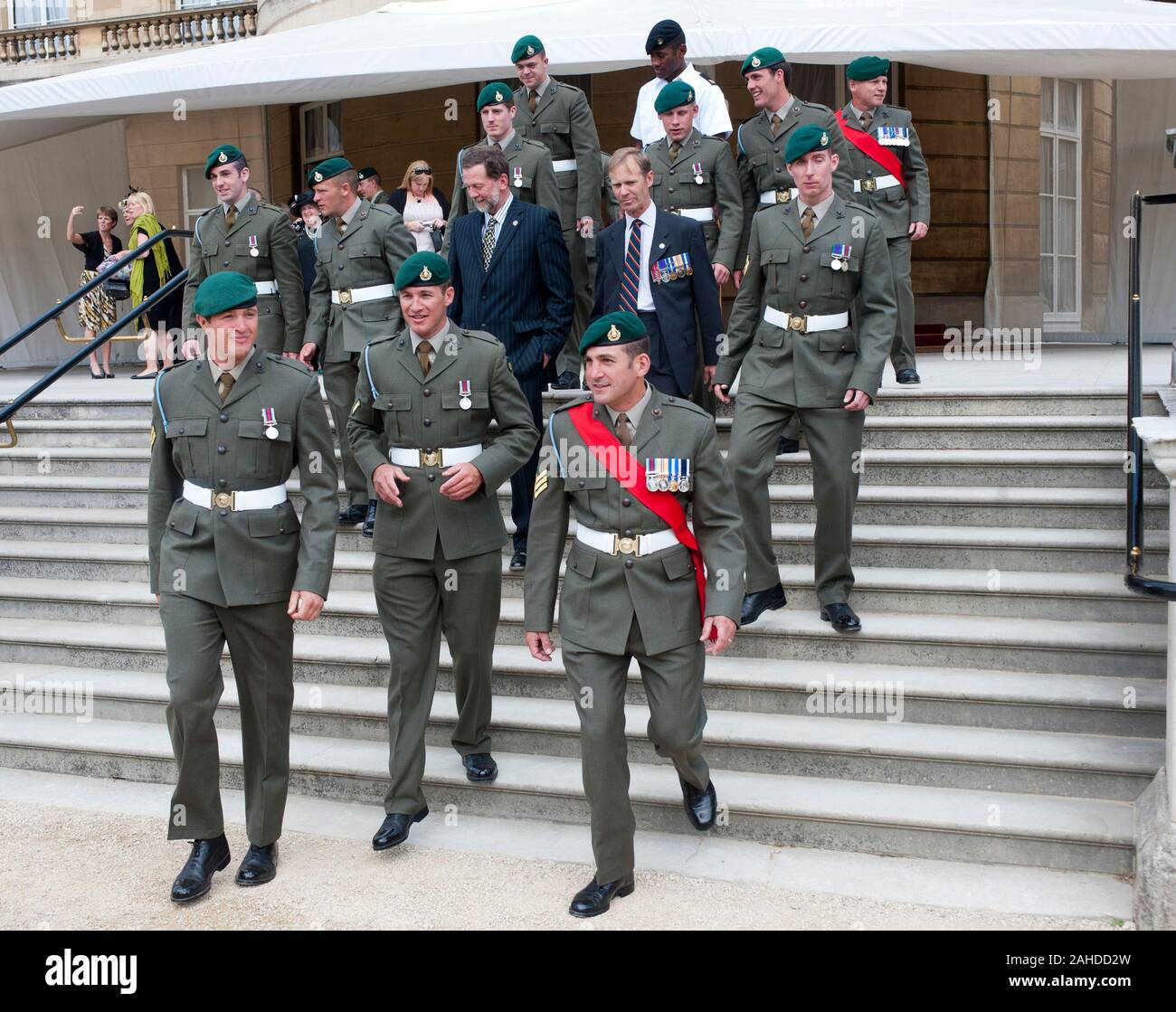 Royal marines in dress uniform hi-res stock photography and images - Alamy