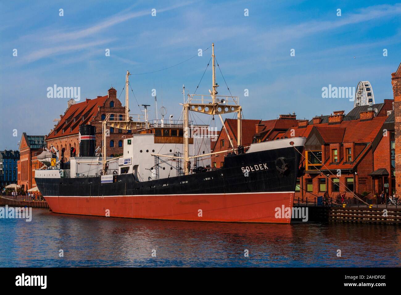 Bulk carrier ship hi-res stock photography and images - Alamy