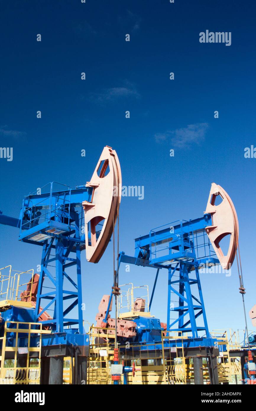 Oil pumps in West Siberia Stock Photo - Alamy
