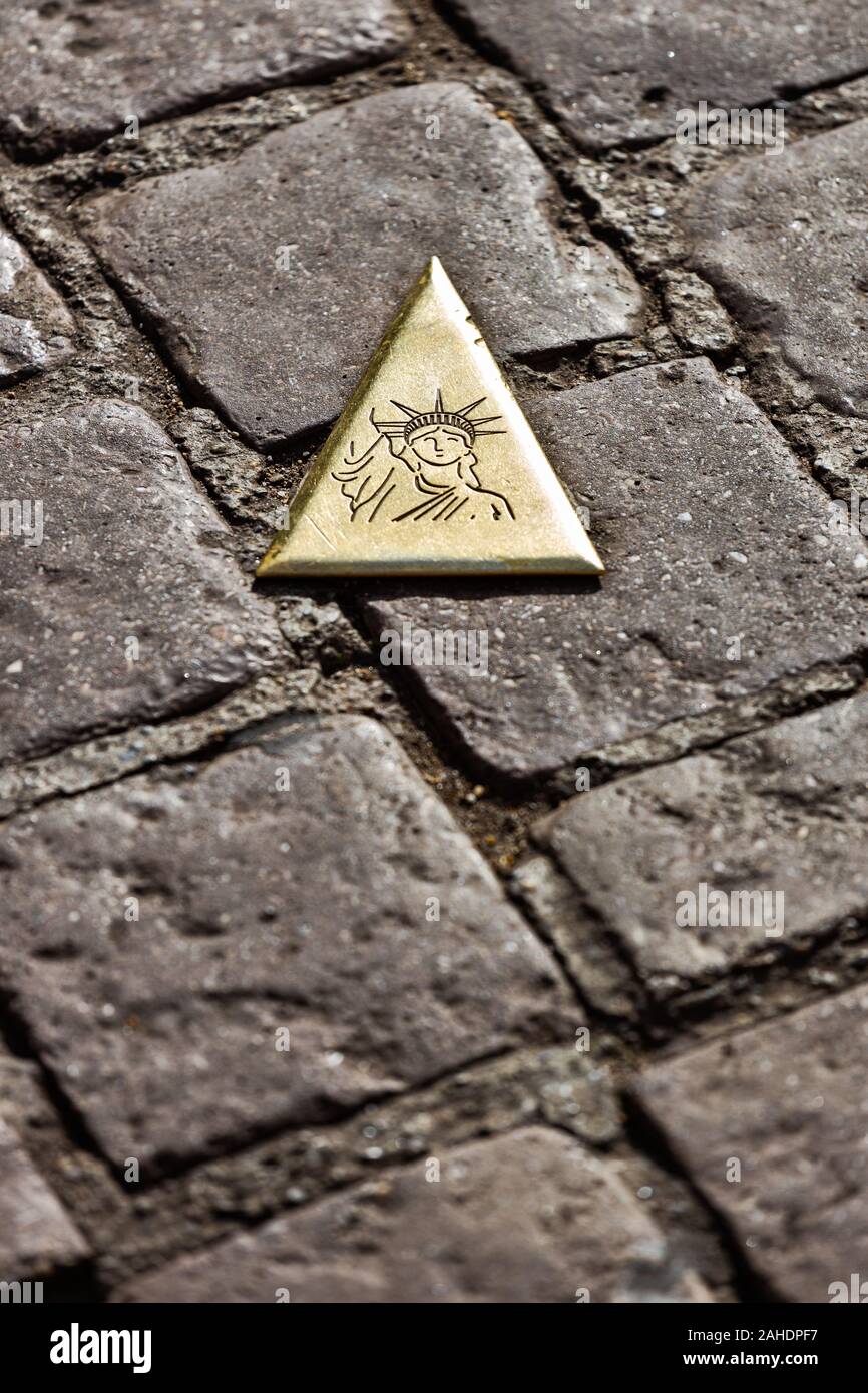 Liberty sign hi-res stock photography and images - Alamy