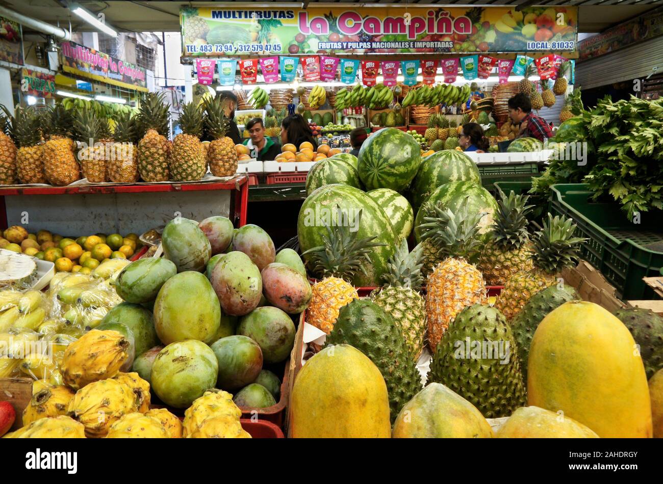 Spanish produce sign hi-res stock photography and images - Alamy