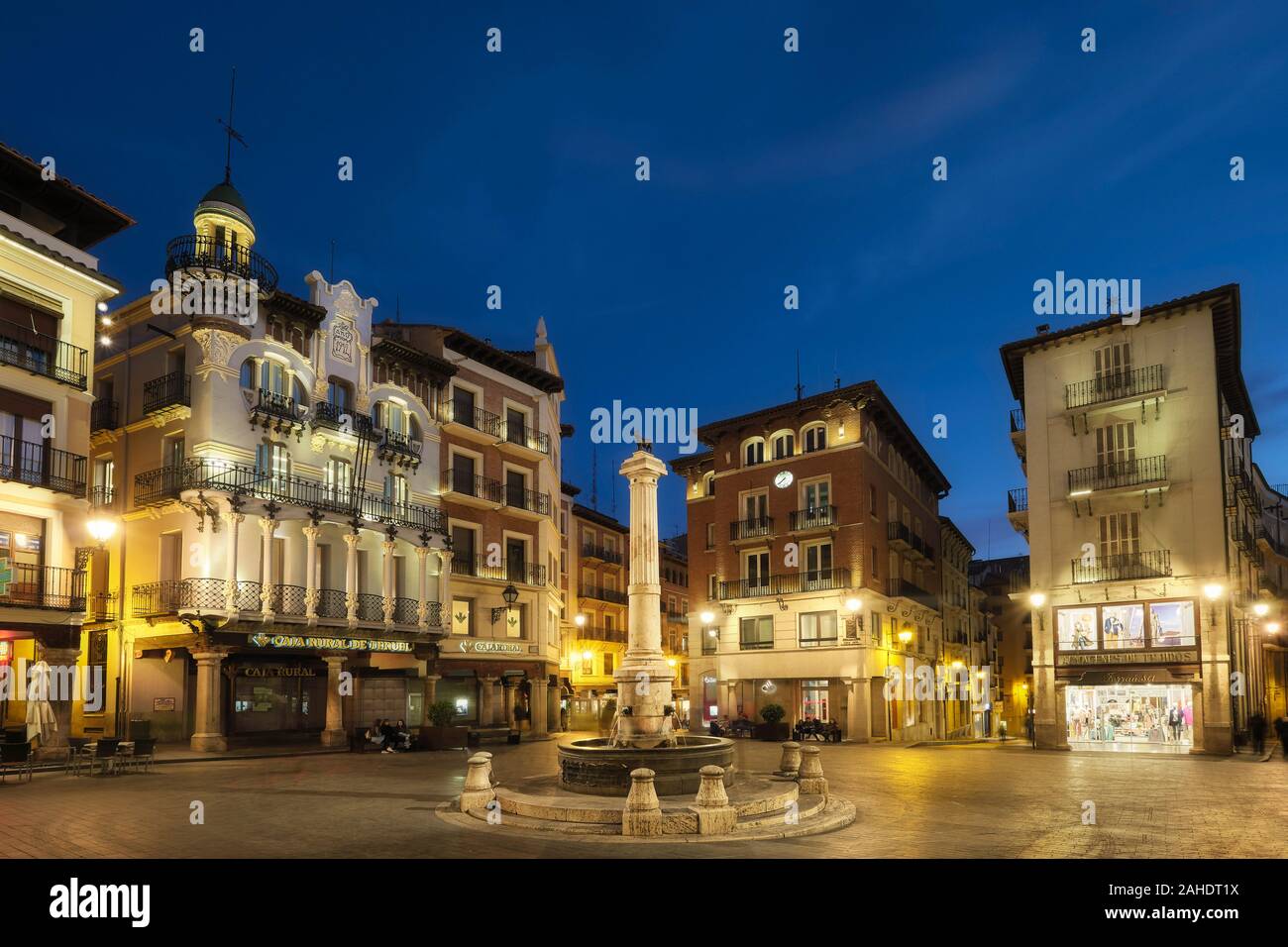 Fuente del torico hi-res stock photography and images - Alamy