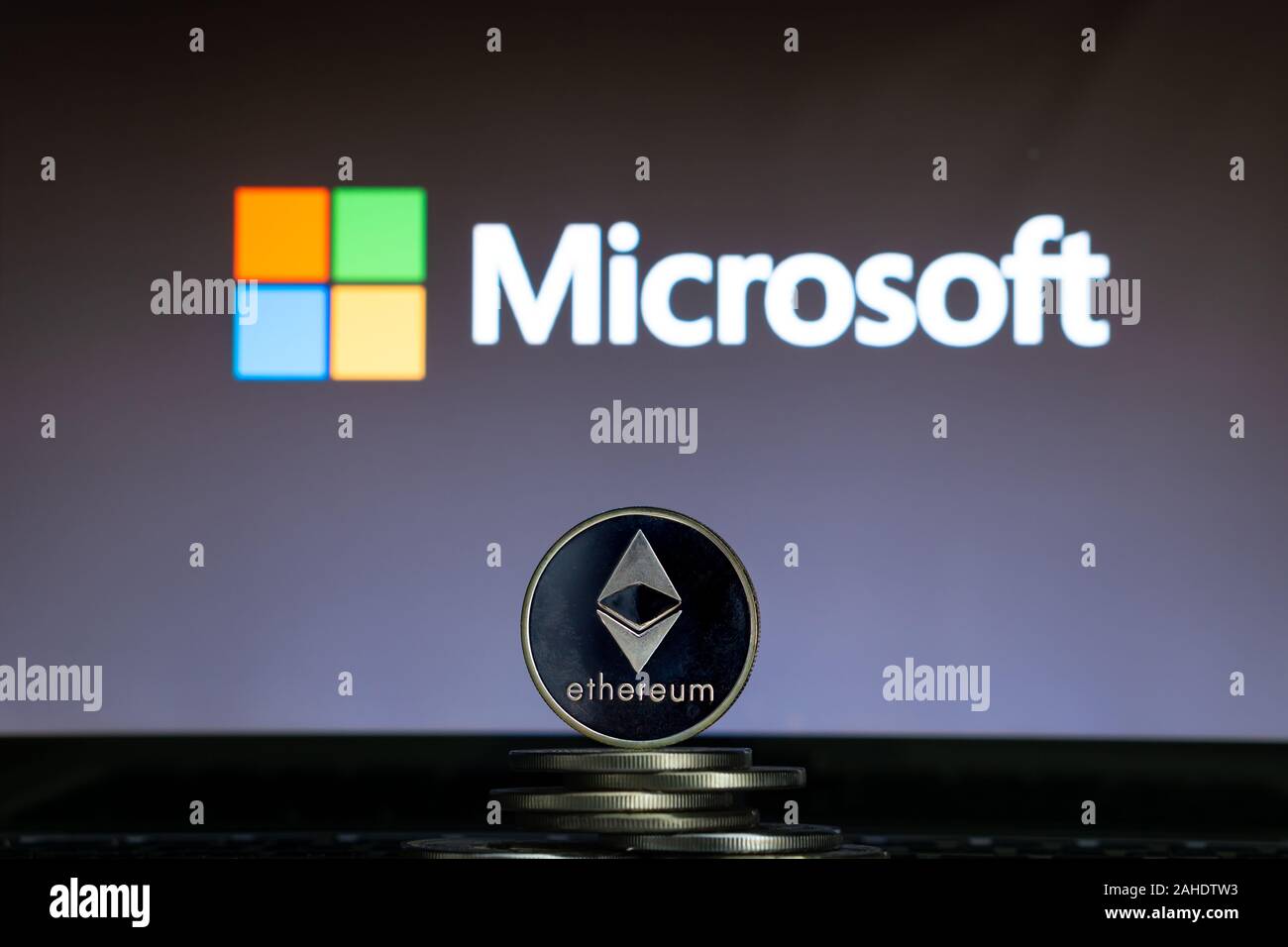 Microsoft finance logo hi-res stock photography and images - Alamy