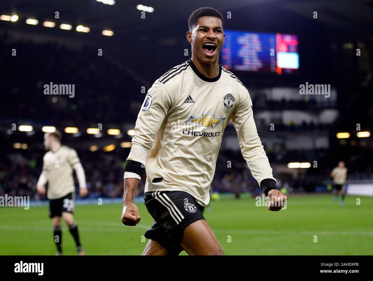 Manchester United's Marcus Rashford celebrates scoring his side's ...