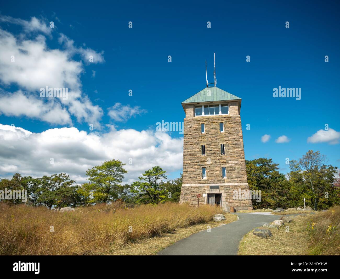 Bear Mountain State Park, Perkins Memorial Tower, Appalachian trail in ...