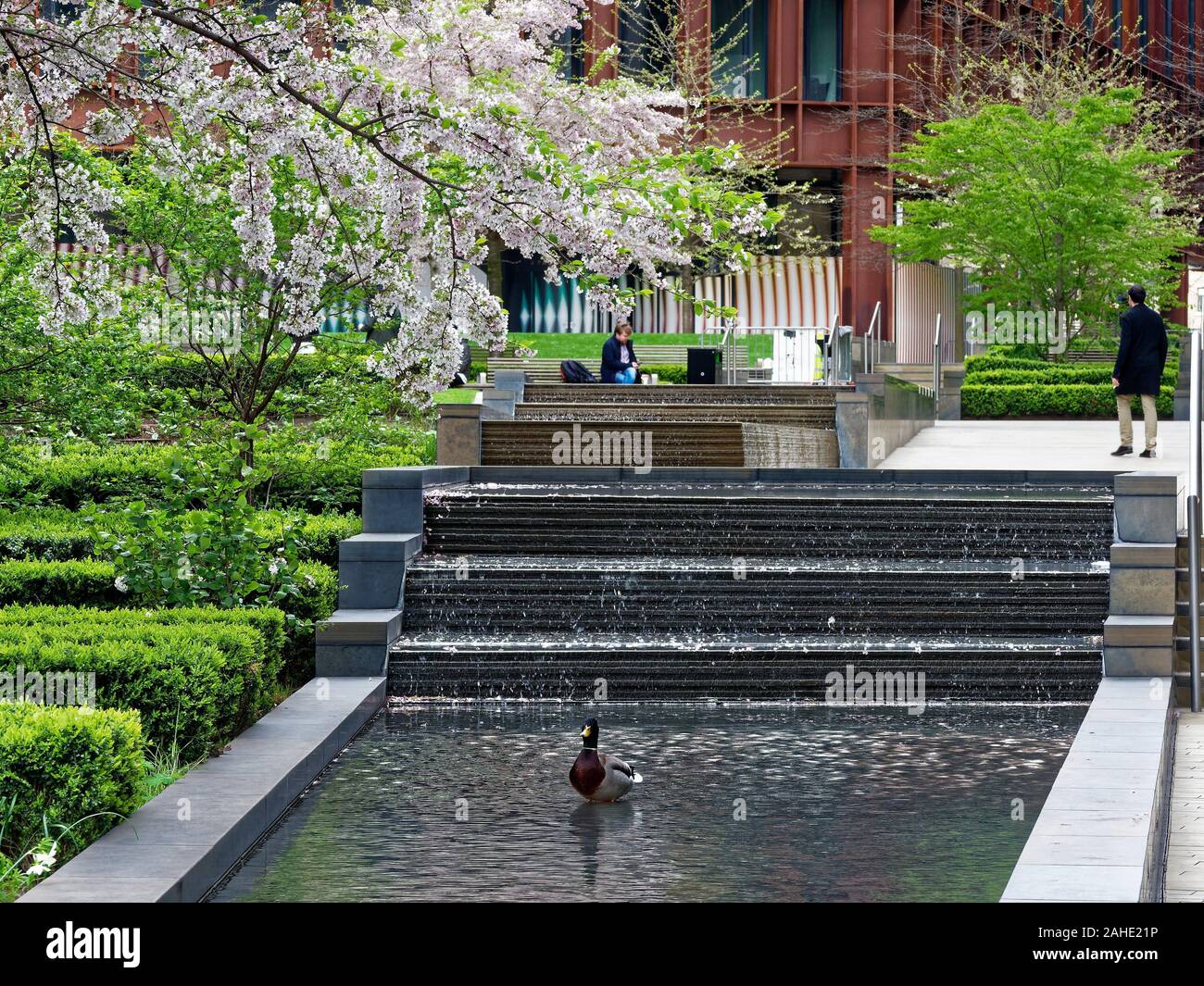 Kings cross london pancras square hi-res stock photography and images ...