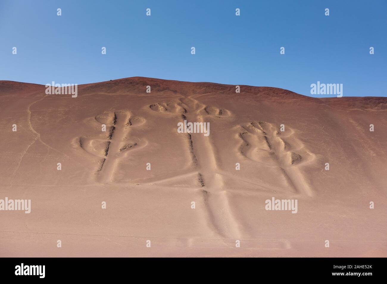 Paracas candelabra hi-res stock photography and images - Alamy