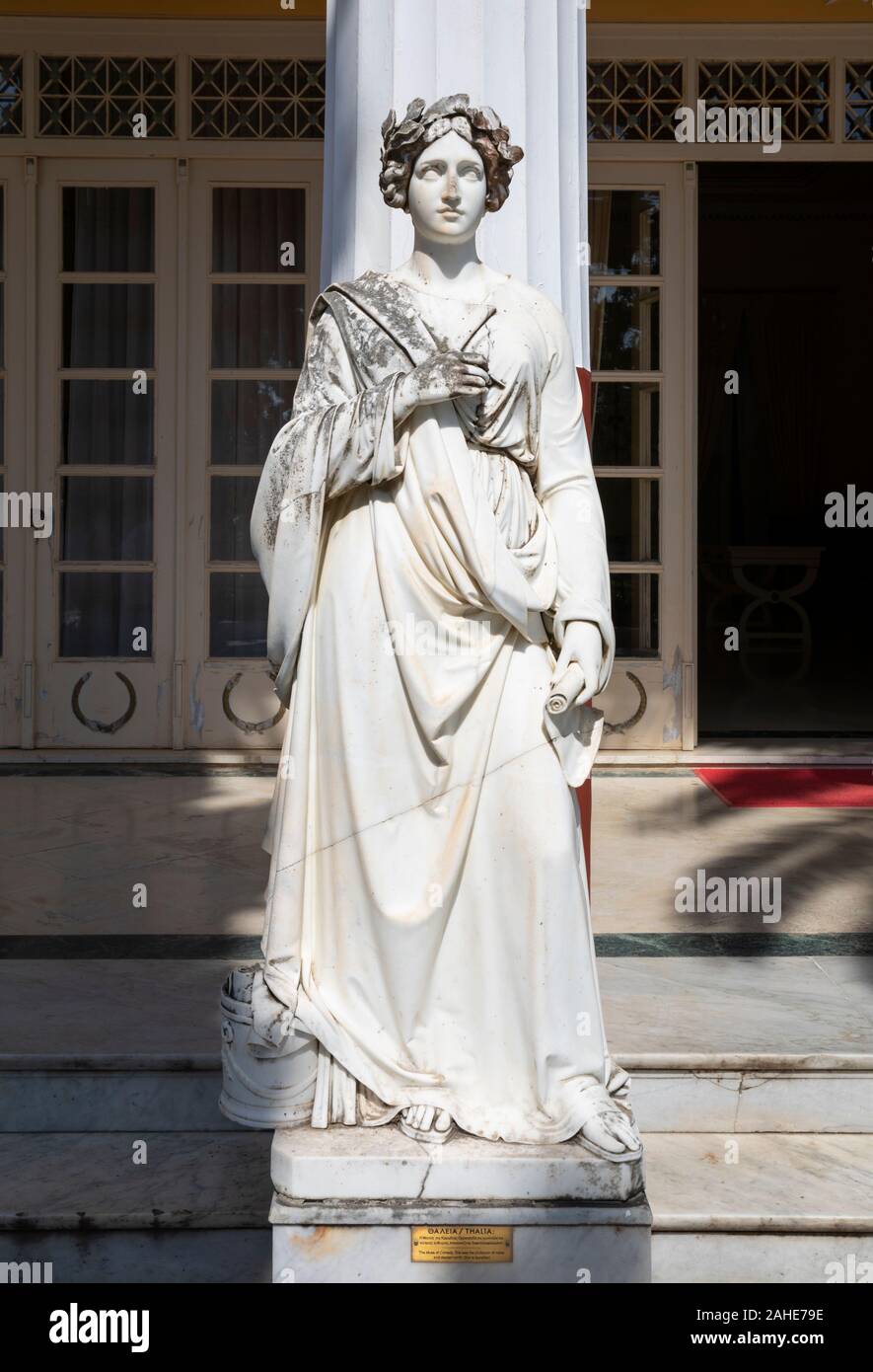 Thalia the muse of comedy hi-res stock photography and images - Alamy