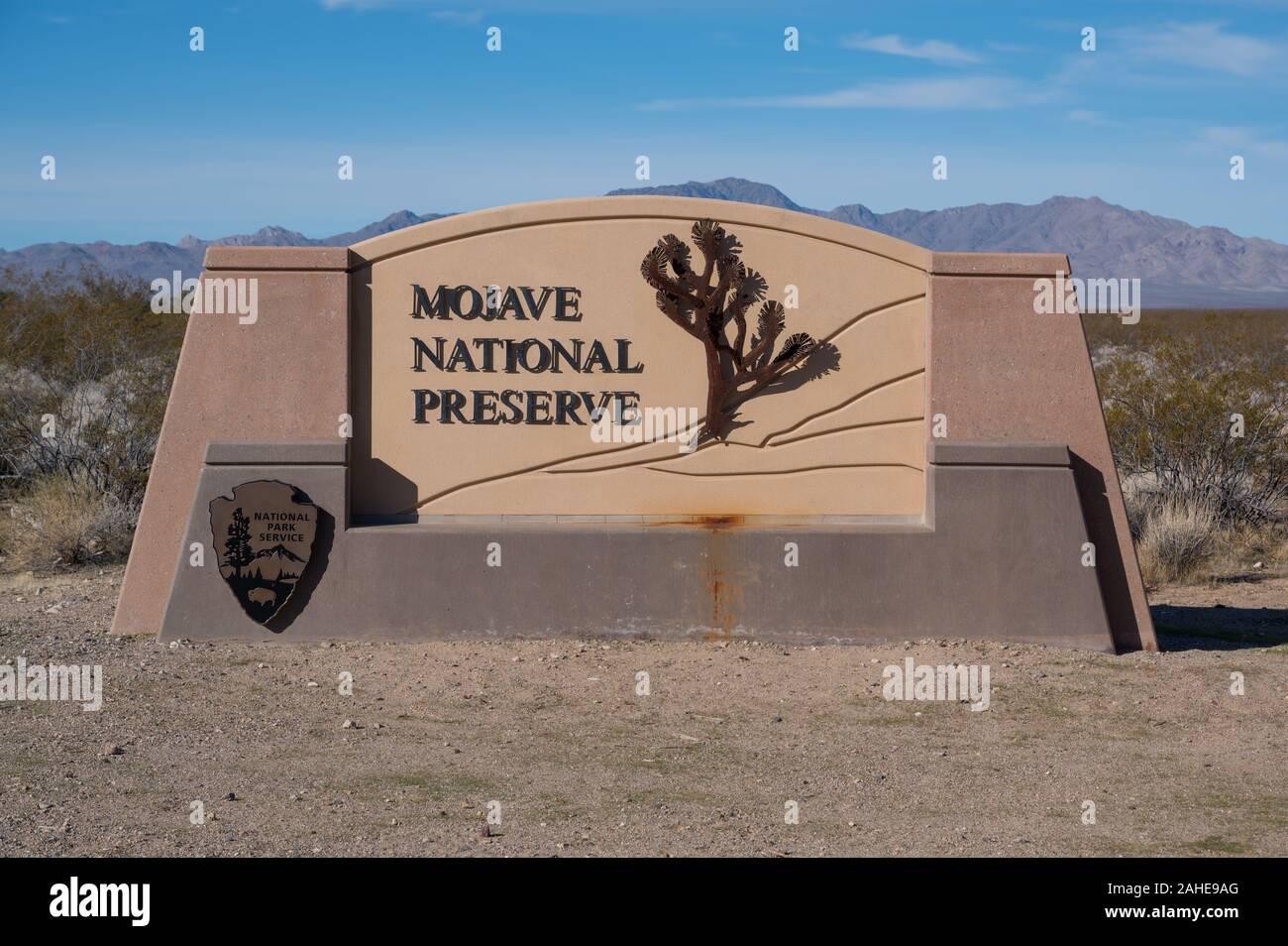 Mojave National Preserve sign Stock Photo - Alamy