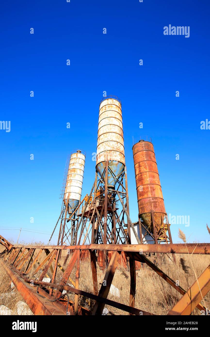 Concrete mixing tower. Concept of on-site construction facility Stock ...