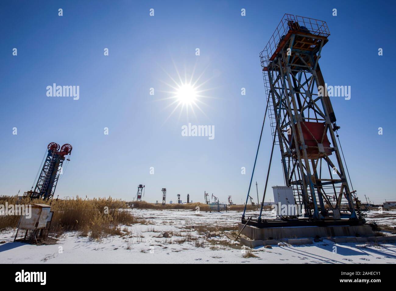 Tower type pumping unit Stock Photo - Alamy