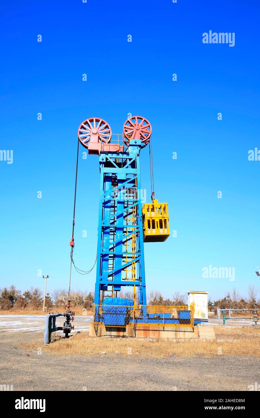 Tower type pumping unit Stock Photo - Alamy