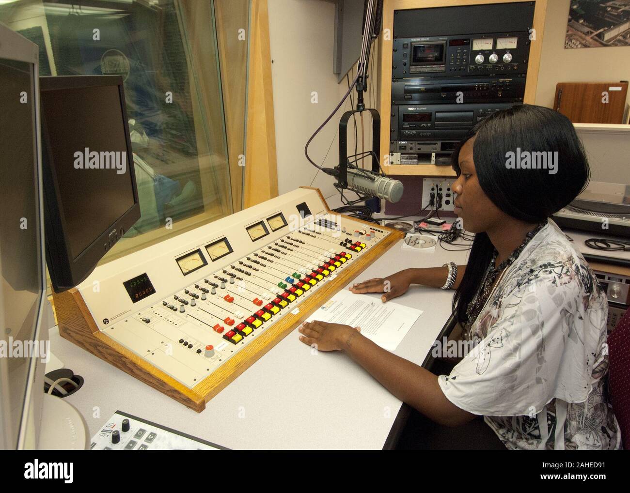 Control booth hi-res stock photography and images - Alamy