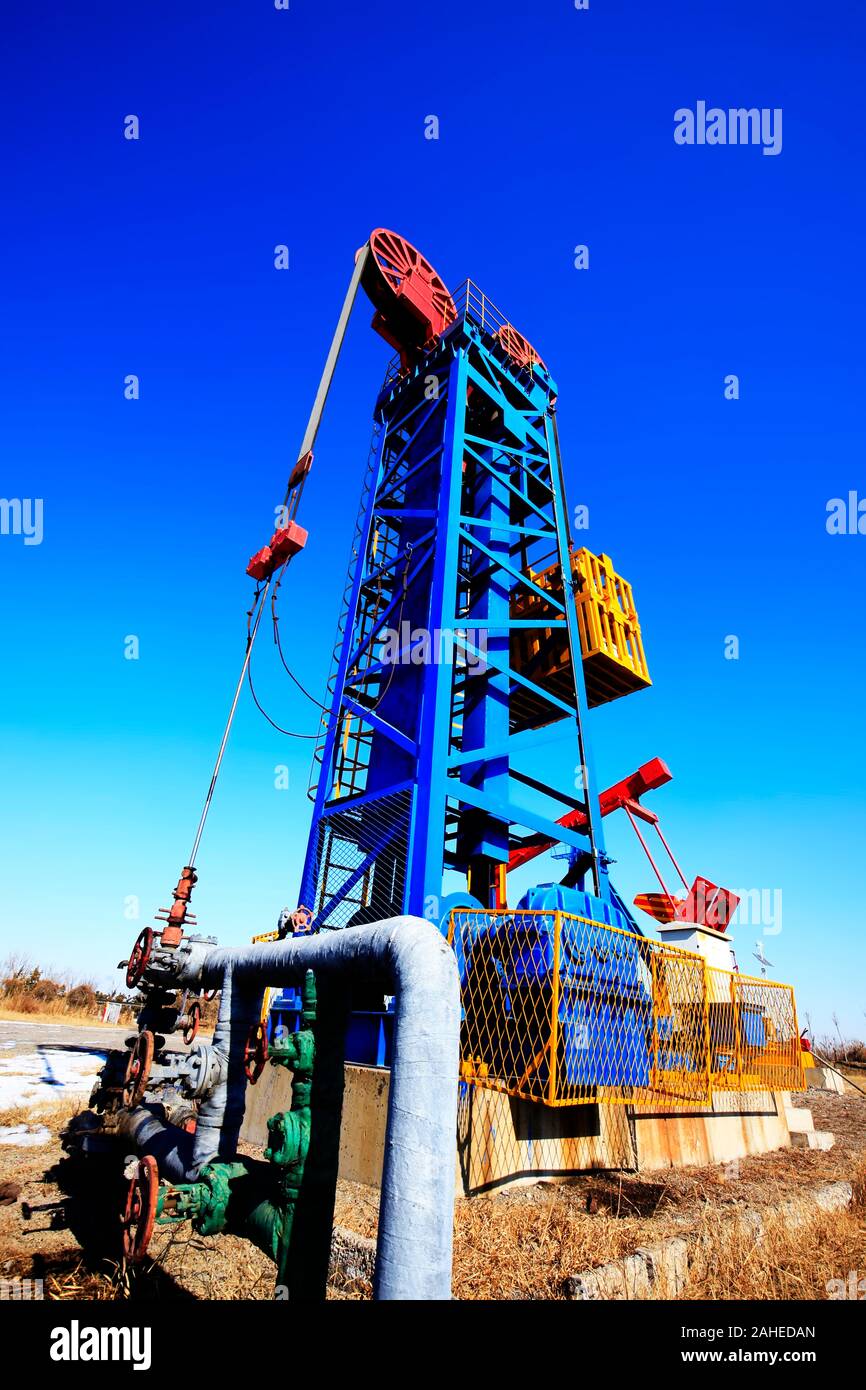 Tower type pumping unit Stock Photo - Alamy