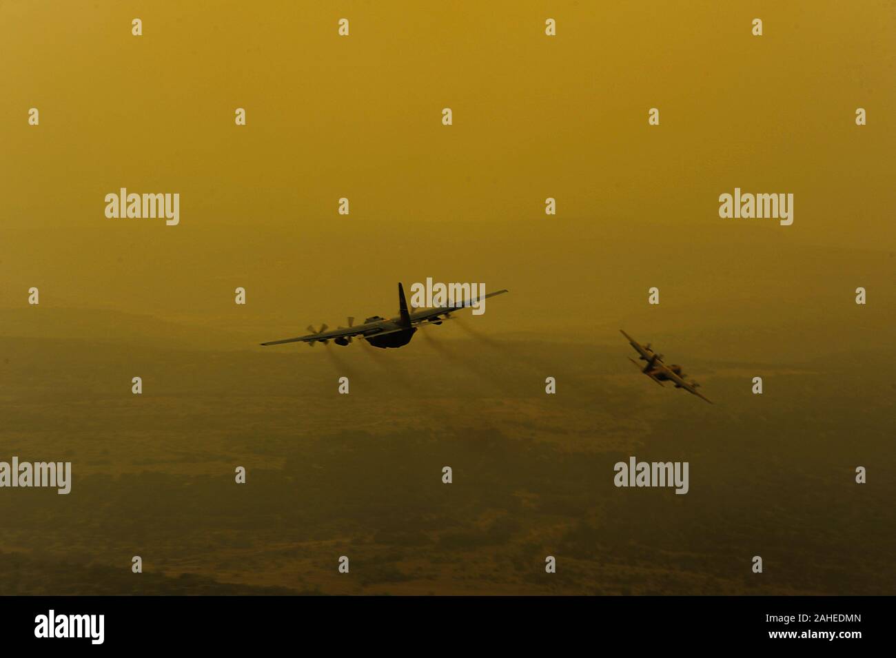 302nd airlift wing hi-res stock photography and images - Alamy
