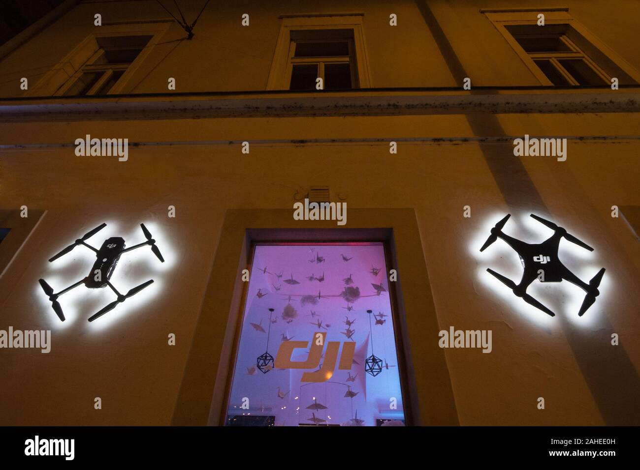 Dji logo hi-res stock photography and images - Alamy