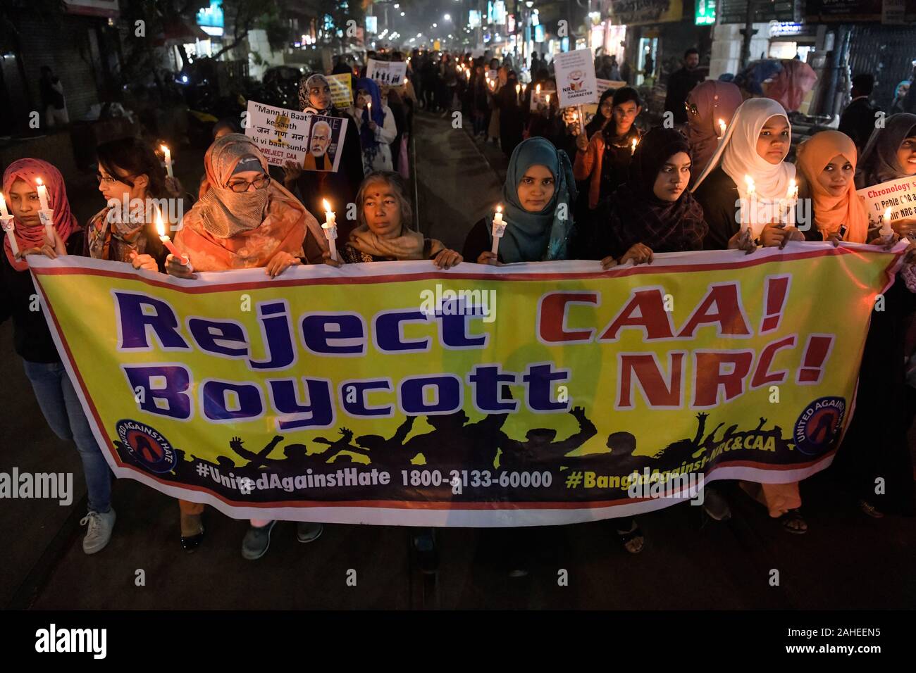 Rally people holding candles hi-res stock photography and images - Alamy