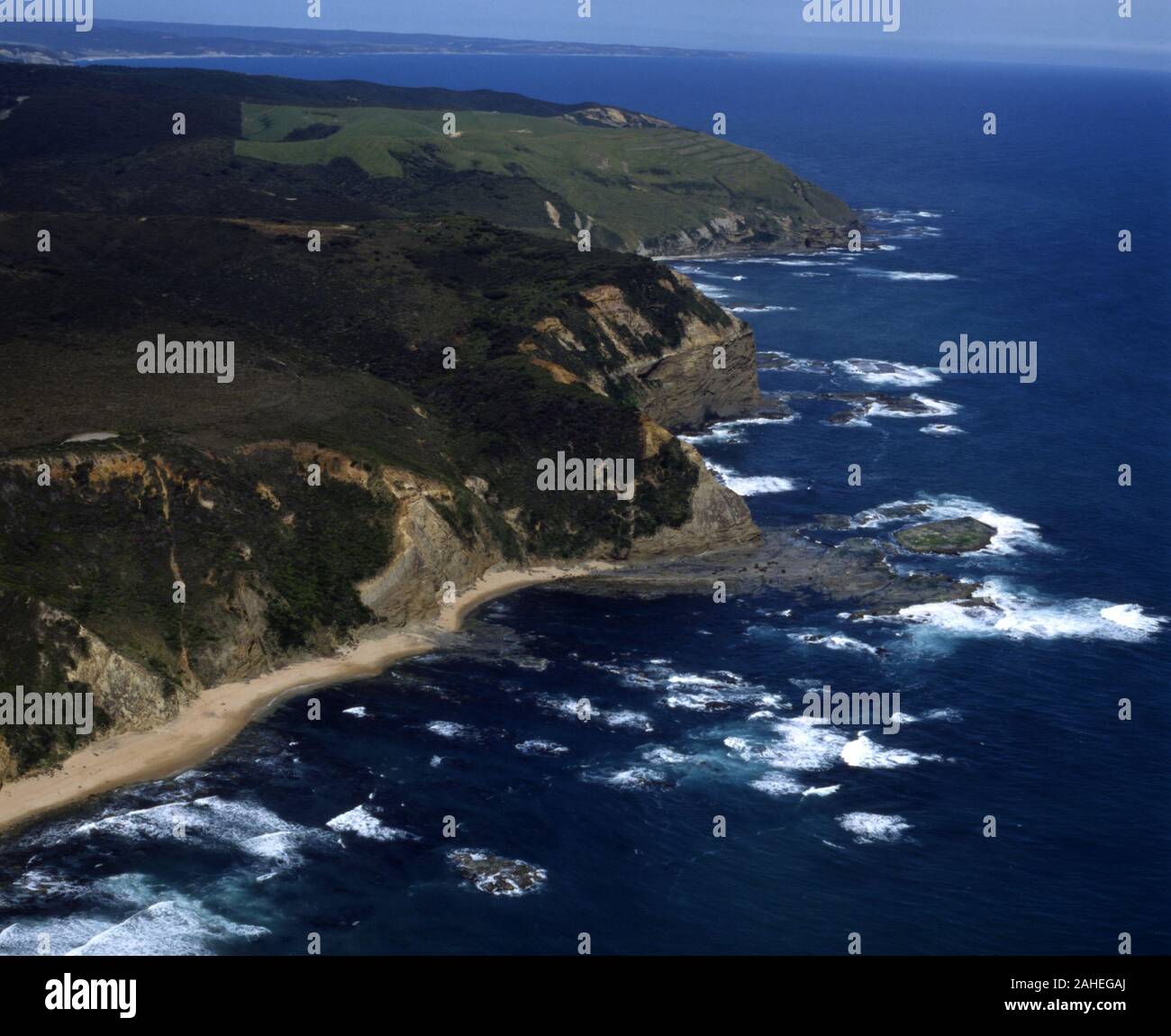 VIEW OVER MOONLIGHT HEADS LOCATED ON THE GREAT OCEAN ROAD IN THE SOUTH ...