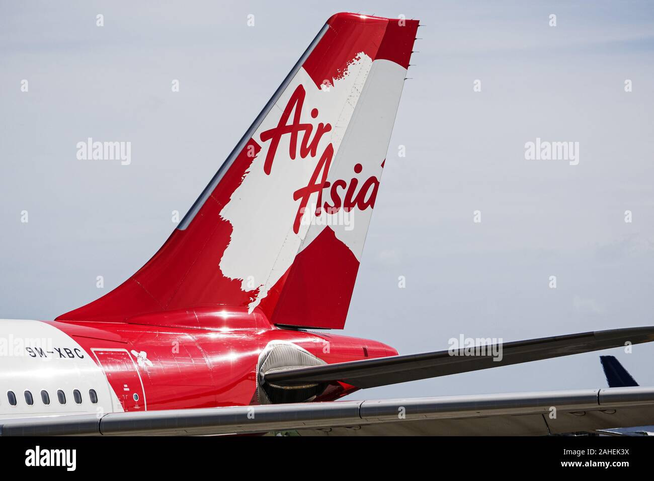 Logo of airasia hi-res stock photography and images - Alamy