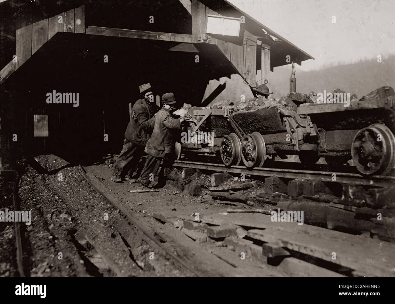 Coal mining in the beginning of the 1900's. Child labor in the ...
