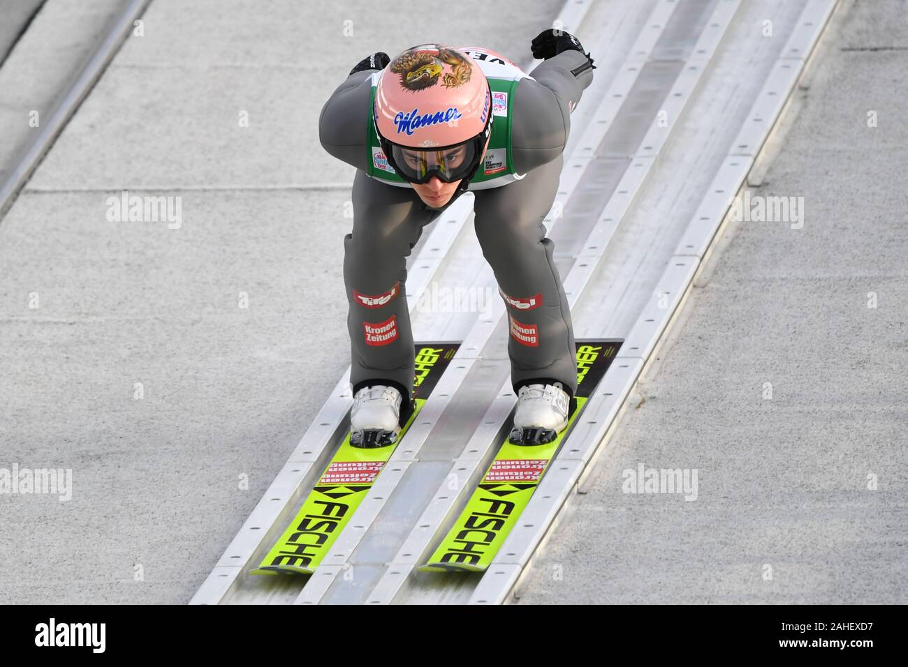 Oberstdorf, Deutschland. 28th Dec, 2019. Stefan KRAFT (AUT) in the ...