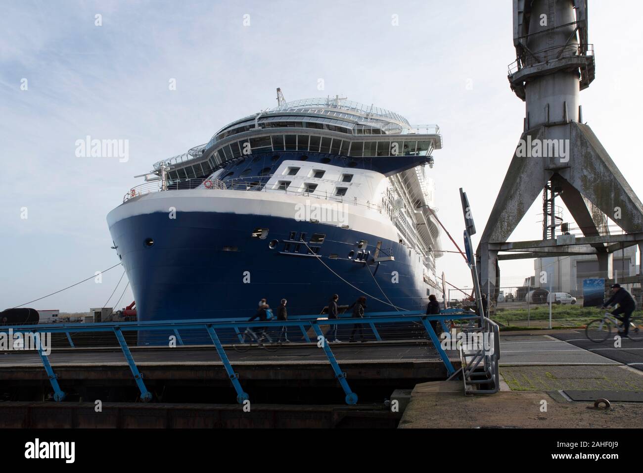 Ship in dry dock in a port for repairs Stock Photo - Alamy