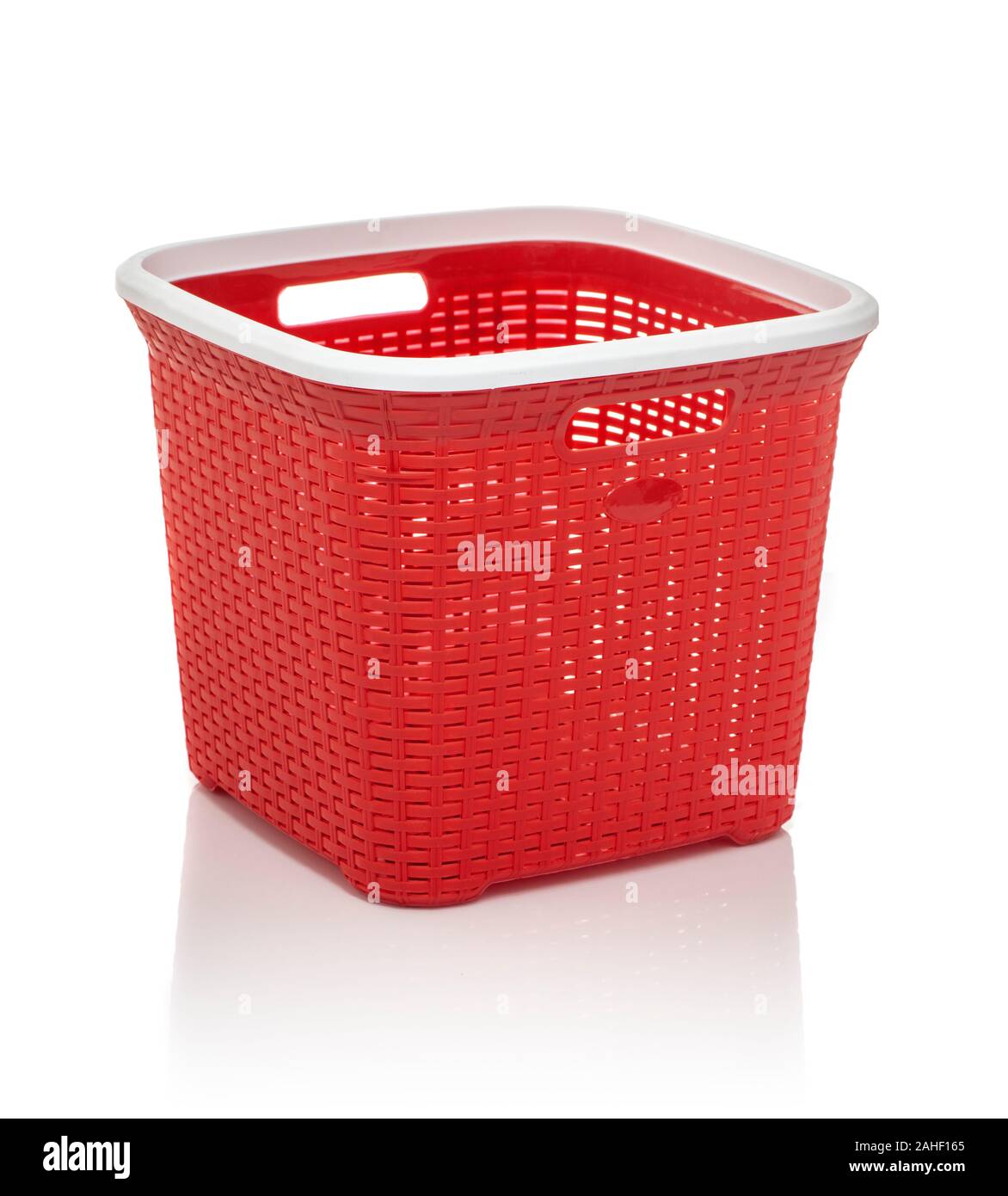 Empty laundry basket hi-res stock photography and images - Alamy