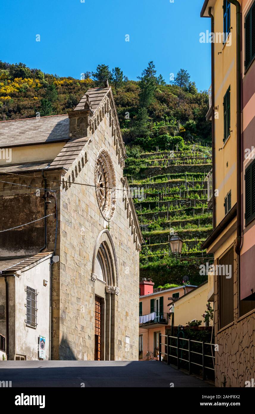 San Lorenzo Church, Manarola, Cinque Terre, UNESCO World Heritage Site ...