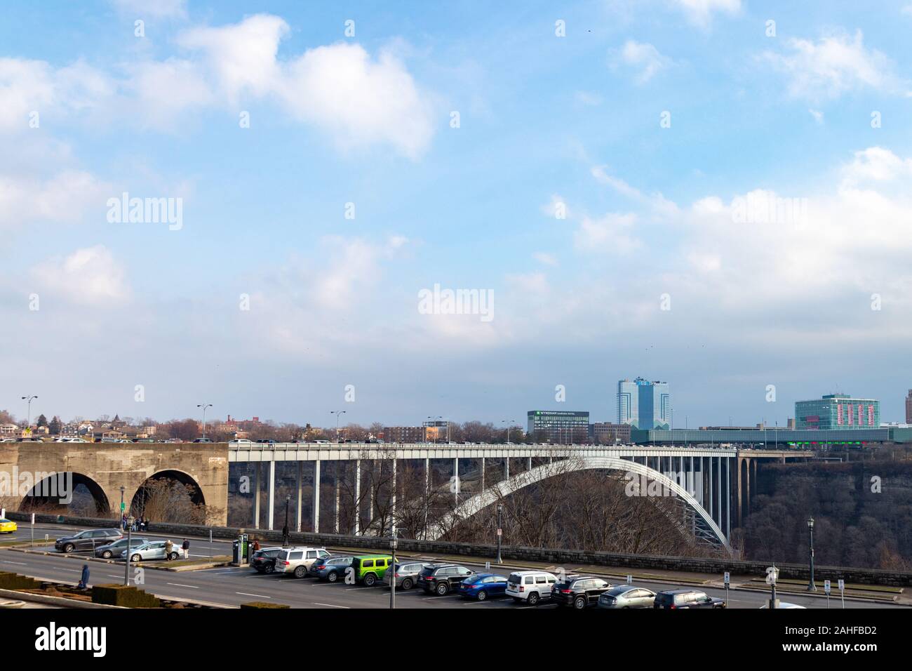 Cars waiting on rainbow hi-res stock photography and images - Alamy