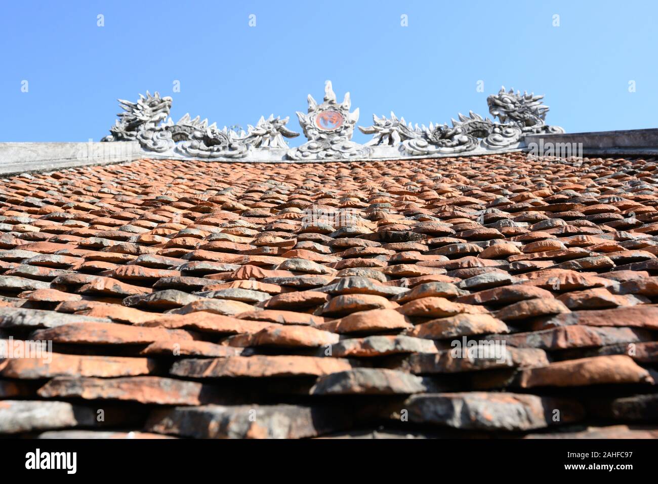 Pillar tiles hi-res stock photography and images - Alamy