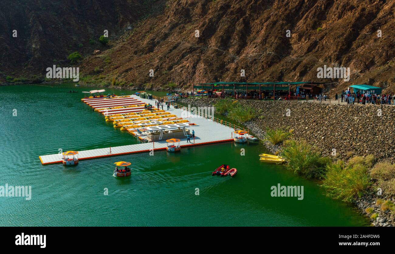 Dubai hatta dam, United arabic emirates - December 20th 2019: Visitors ...
